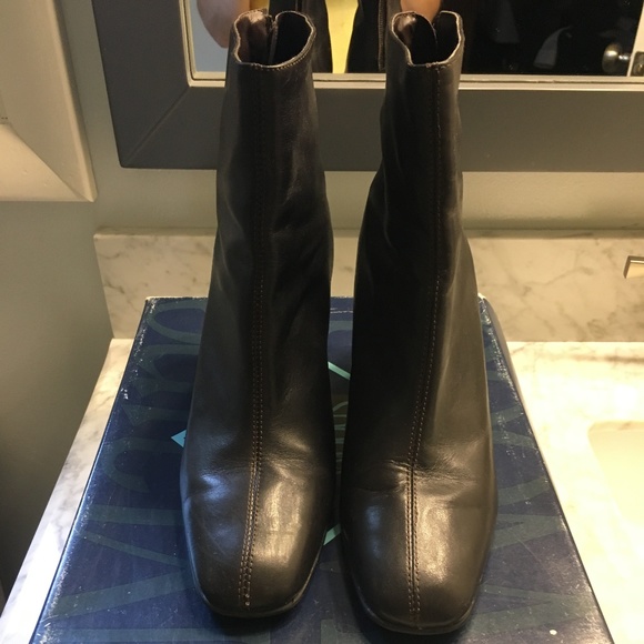 Calico | Shoes | Womens Ankle Boots Brown Size 75m By Calico | Poshmark